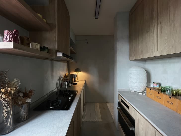 Tour a 735-Square-Foot Apartment in Singapore — Photos | Apartment Therapy